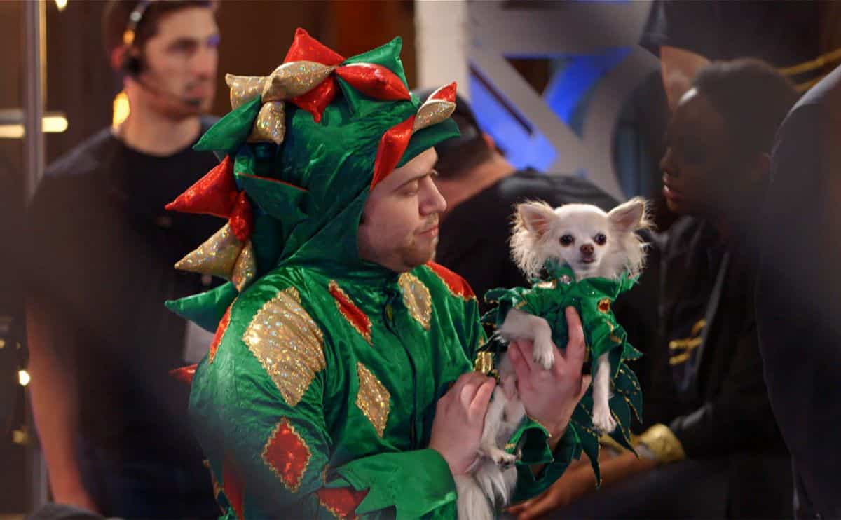 The Magician, His Cloned Chihuahua (Twice) & Shocking Story Of Mr. Piffles